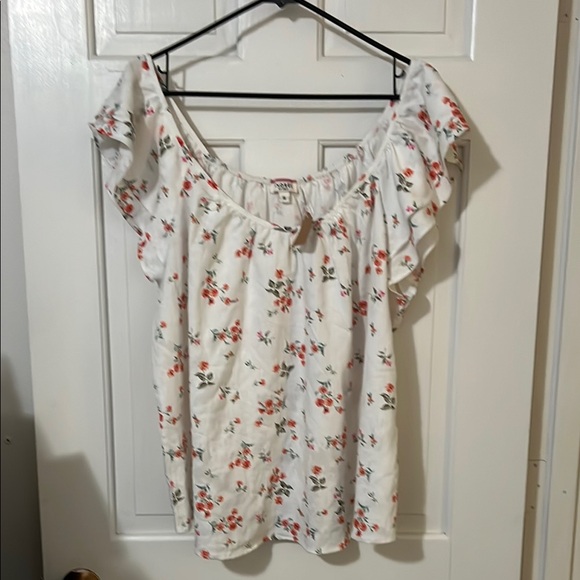 ANDREE BY UNIT | Tops | Andree By Unit White Flutter Sleeve Blouse ...